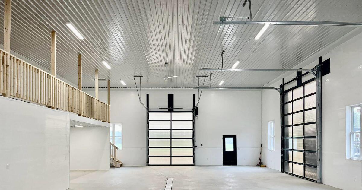 Contractor Garage & Workshop - Trusscore
